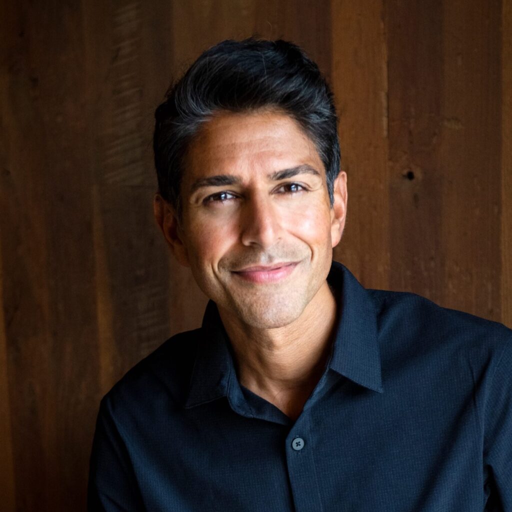 Book Suneel Gupta As A Speaker - VBQ Speakers